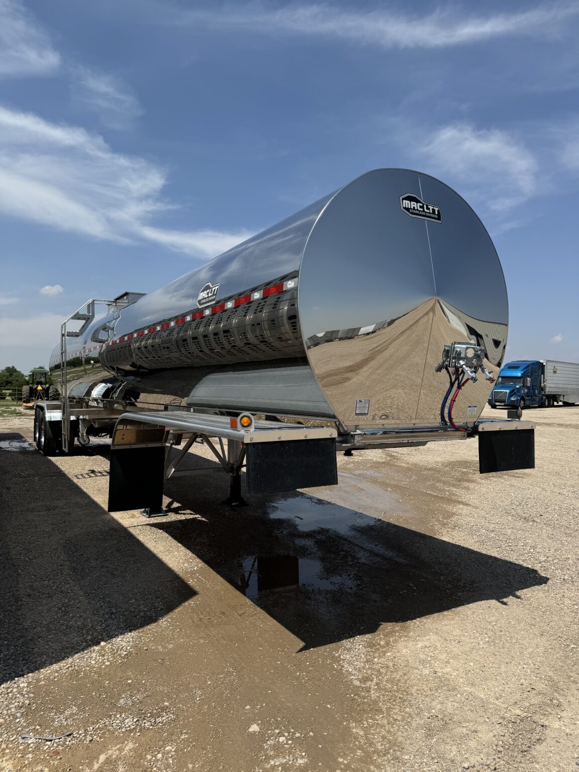 3A Sanitary - MAC LTT Liquid Tank Trailers