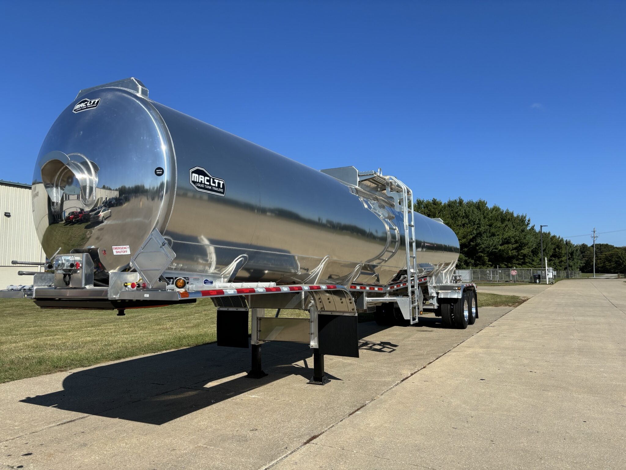 DOT 407 Aluminum Tank Trailers - MAC LTT