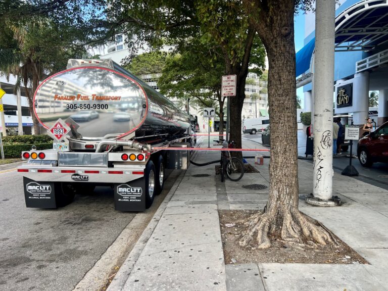 DOT 406 Liquid Tank Trailers - MAC LTT