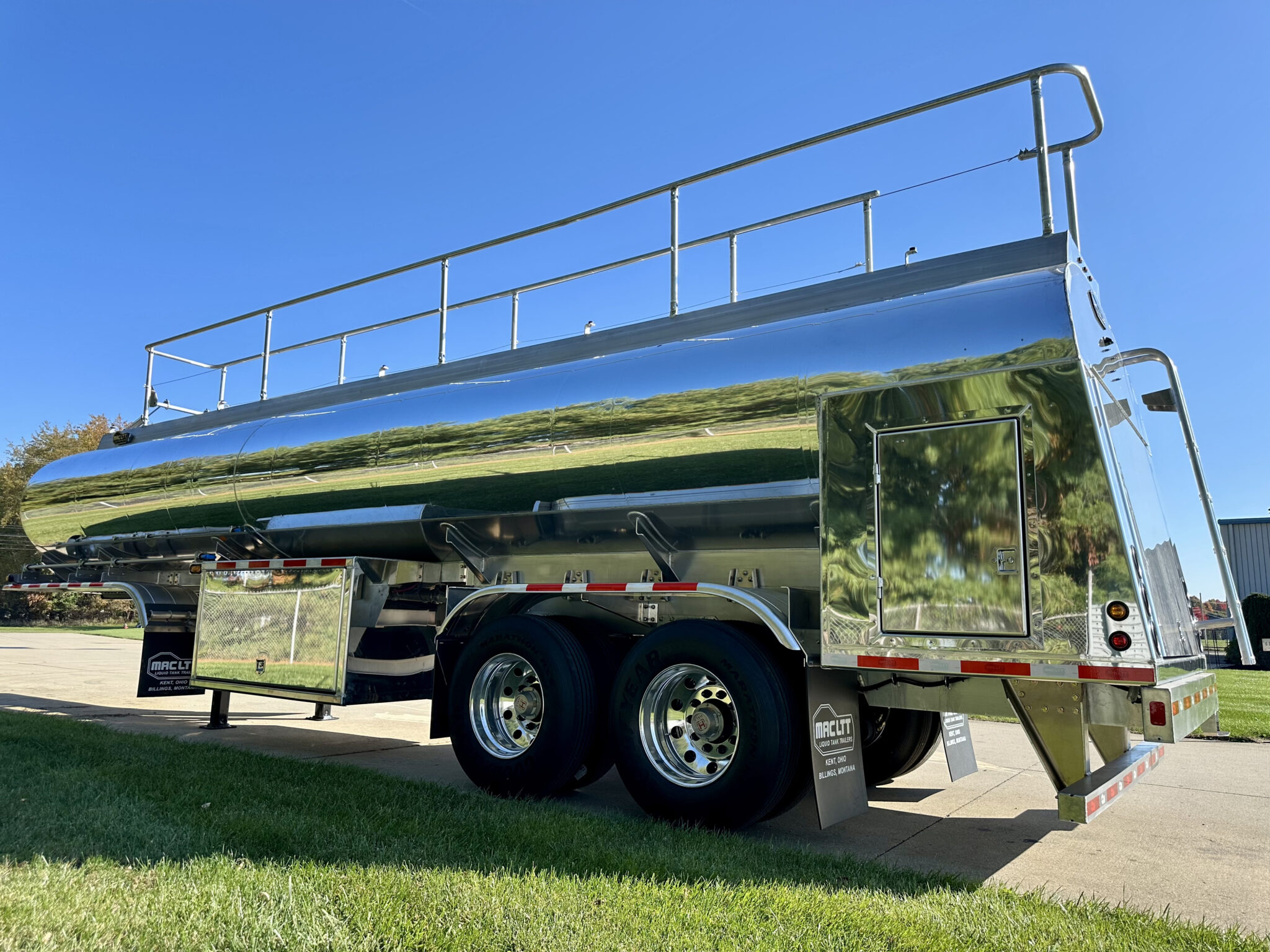 DOT 406 Liquid Tank Trailers - MAC LTT
