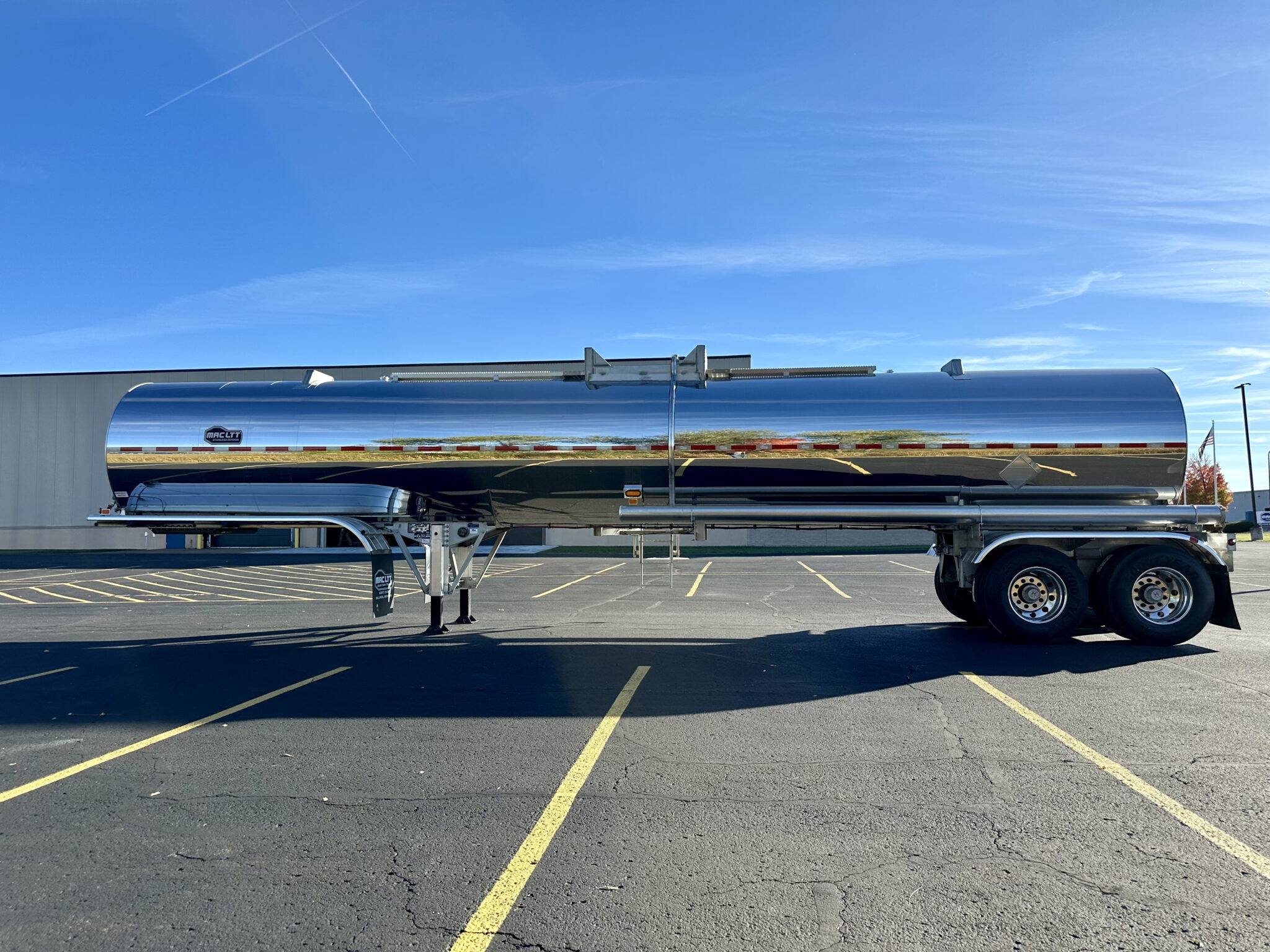 DOT 407 Stainless Steel - MAC LTT Liquid Tank Trailers