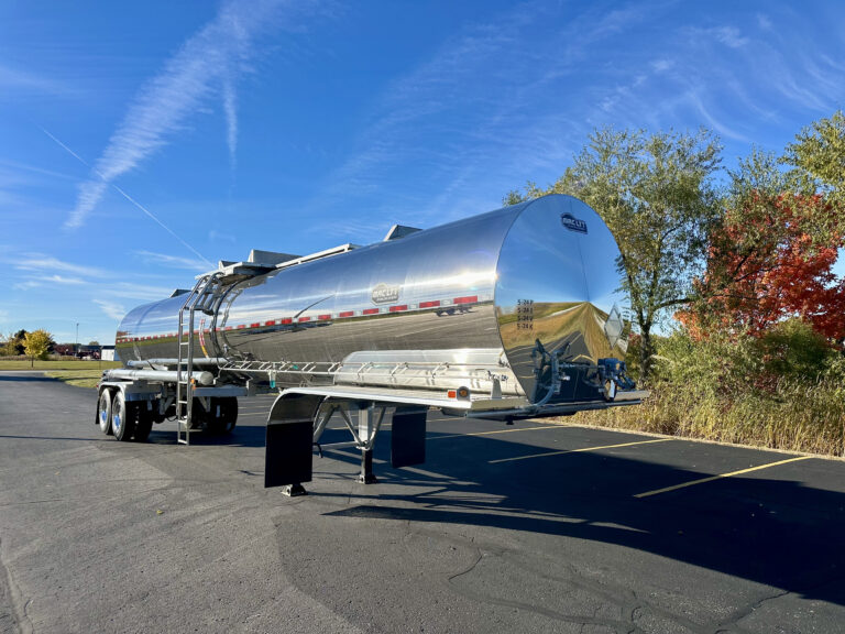 DOT 407 Stainless Steel - MAC LTT Liquid Tank Trailers