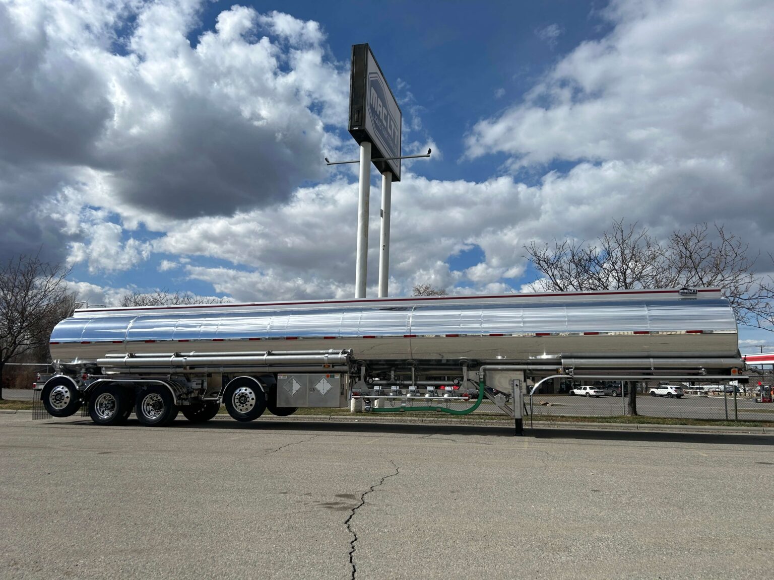 DOT 406 Liquid Tank Trailers - MAC LTT
