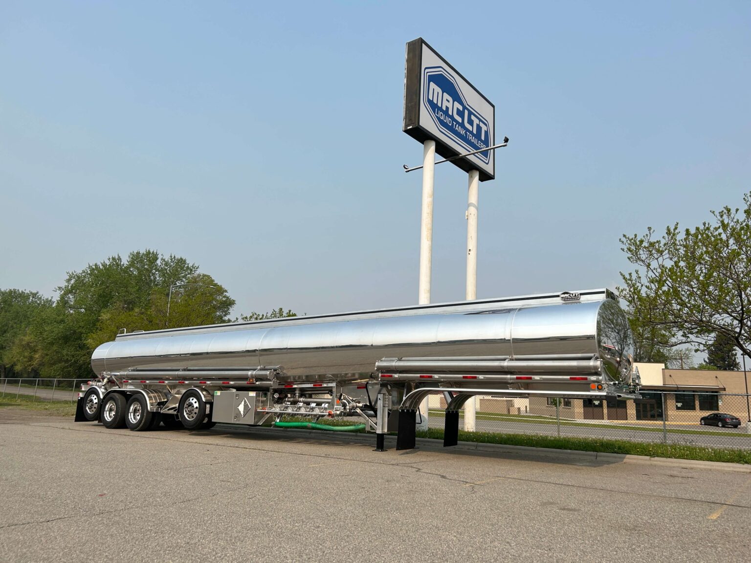 DOT 406 Liquid Tank Trailers - MAC LTT